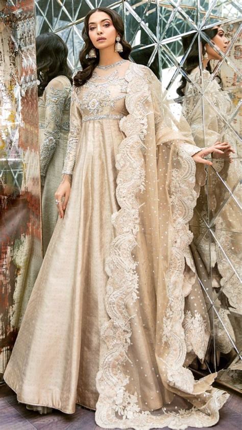 Celebrity Whoworewhat Pakistanifashion Pakistan Fashioninspiration