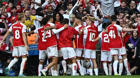 Arsenal 1 1 Man City 4 1 On Pens Gunners Lift Community Shield After