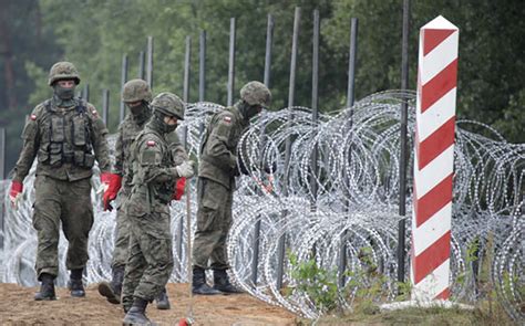 Сейм Польщі схвалив рішення про надзвичайний стан на кордоні з Білоруссю Збруч