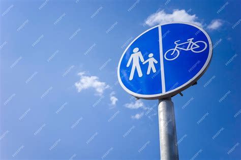 Señales De Tráfico Para Ciclistas Y Peatones Señales De Información