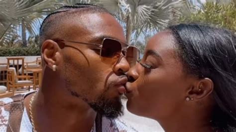 Mrs Owens Simone Biles Shows Love For Fiancee Jonathan Owens With