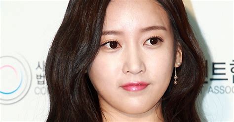 [포토엔]열애 티아라 소연 볼 때 마다 예뻐지는 미모