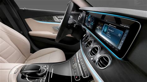 Het Interieur Van De Nieuwe Mercedes Benz E Klasse Youtube