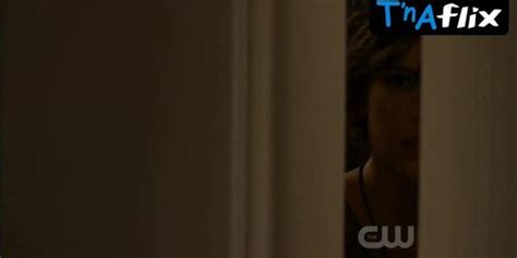 Jessica Lowndes Sexy Scene In Larry Gaye Renegade Male Flight