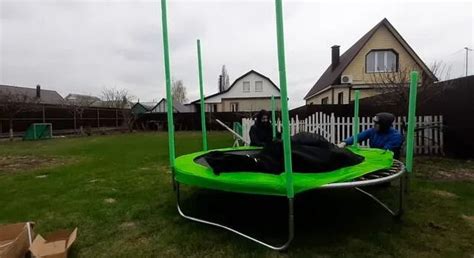 Сборка батута Junhop 8ft ускоренное видео Смотреть онлайн в поиске