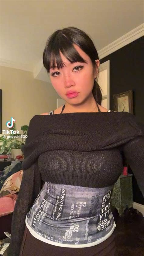 Beabadoobee Tiktok Pretty People Girl Hairstyles Beautiful Female