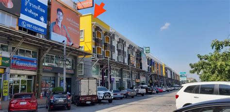 ขายอาคารพาณิชย์ 4 ชั้น หัวมุมแยกรามคำแหง มีสทีน Ennxo