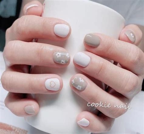 30 ลายเล็บเกาหลีเกาใจ เรียบๆ แต่สดใสน่ารัก Ladyissue เว็บรีวิว