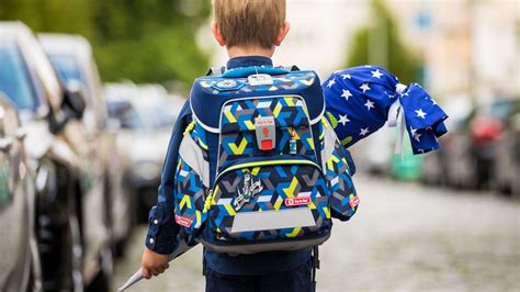Schule Amtsärzte warnen vor Entwicklungsdefiziten bei Erstklässlern