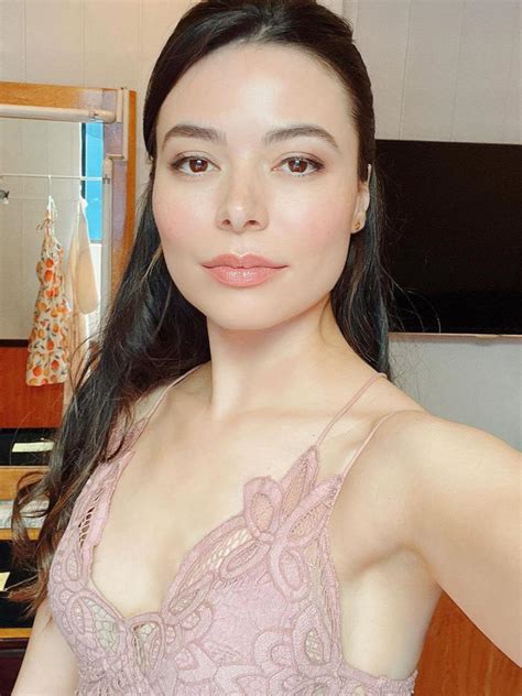 Miranda Cosgroves Lips Are Better Than Any Condom Because Youd Never