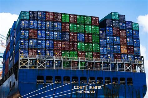 Teu Containers And Their Role In Maritime Shipping Mus Traders