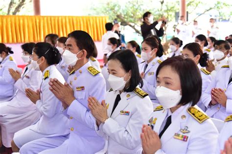 จังหวัดนครปฐมจัดทอดผ้าป่าสมทบกองทุนพัฒนาเด็กชนบทในพระราชูปถัมภ์สมเด็จ