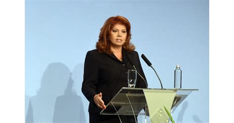 Илияна Йотова Демографската криза провокира и радикализация