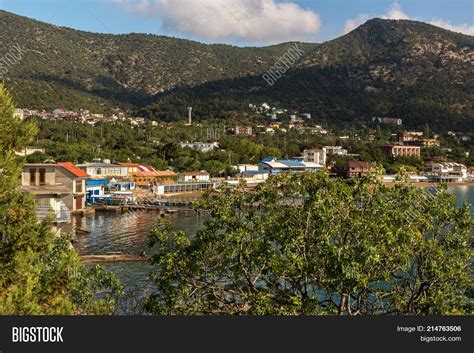 Novyi Svit, Russia - Image & Photo (Free Trial) | Bigstock