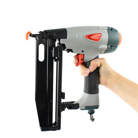 Pistolet à clous pneumatique 64mm Datona