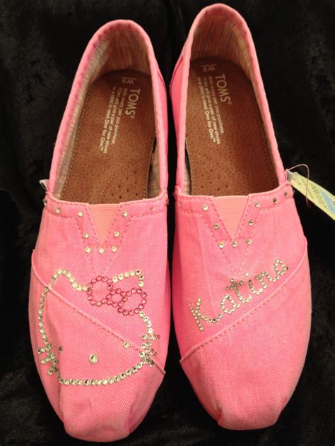 8 Hello Kitty Toms Ideas Hello Kitty Kitty Toms