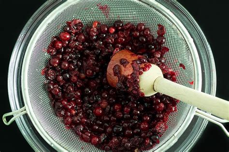 Russian Cranberry Drink (Mors) - Cooking The Globe