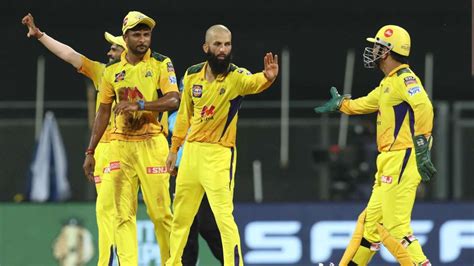 Ipl 2023 Rcb के खिलाफ इस घातक खिलाड़ी का बरकरार है धांसू रिकॉर्ड Csk