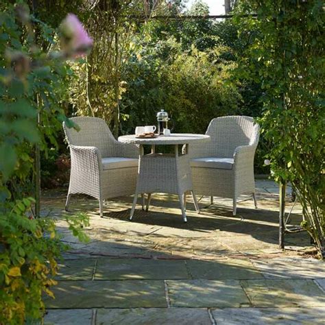 Bramblecrest Tetbury Nutmeg Tree Free Bistro Set