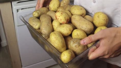 Cette astuce va vous permettre de laver tous vos légumes en une fois