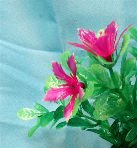 Tree Stump Aquarium Decoration Golden Brown With Green And Pink Flowering Artificial Plant