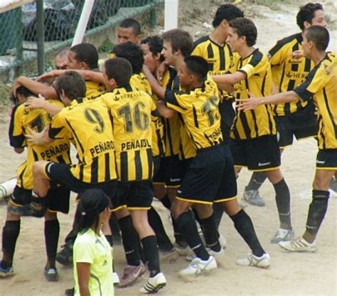 FÚtbol En Fotos Celebraciones De Un Gol