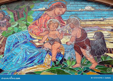 Virgem Maria Crian A Jesus E Saint John O Batista Imagem De Stock
