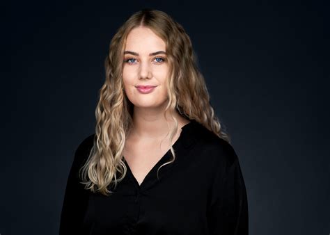 Aurora Omre Hires NKVTS English