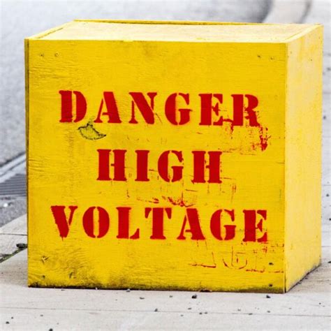 How Avrs Protect Sensitive Electronics From Voltage Fluctuations