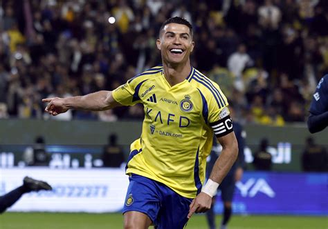 Ronaldo Lại Ghi Bàn Và Kiến Tạo Trong Chiến Thắng Của Al Nassr Gần