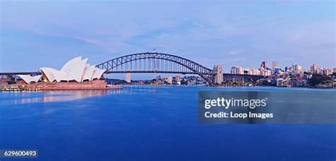 Sydney Harbour Blue Sky Photos And Premium High Res Pictures Getty Images