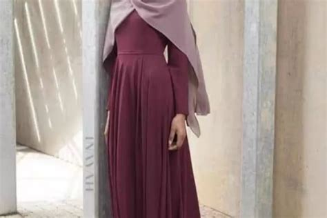 Jilbab Warna Apa Yang Cocok Dengan Baju Warna Burgundy