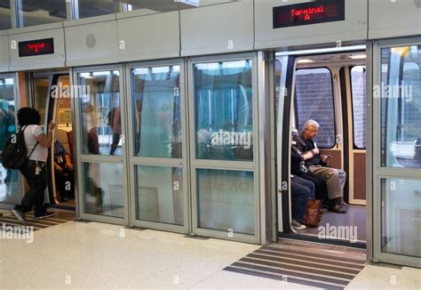 Model 609 LED Ceiling Light Monorail Systems Matrix Railway Corporation