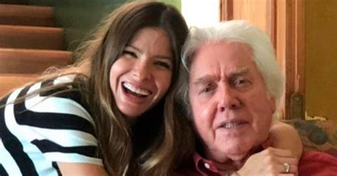 La China Suárez Recordó Al Padre De Benjamín Vicuña Con Un Emotivo
