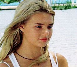 Pin De Monica Pessanha Pio Em Arte De Livro Indiana Evans Atrizes