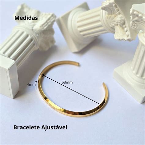 Relogio Feminino Quadrado Elegante Fundo Verde Bracelete Dourado Marrom