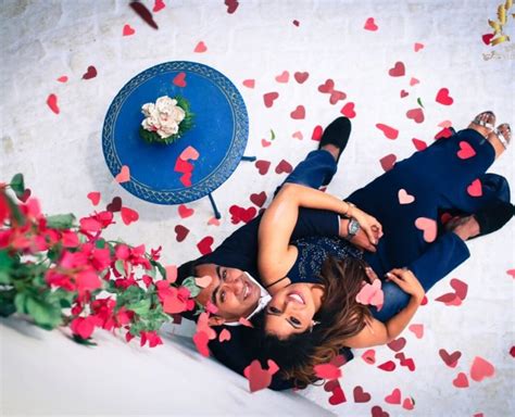 30 Romantic And Fun Pre Wedding Photoshoot Poses Videotailor