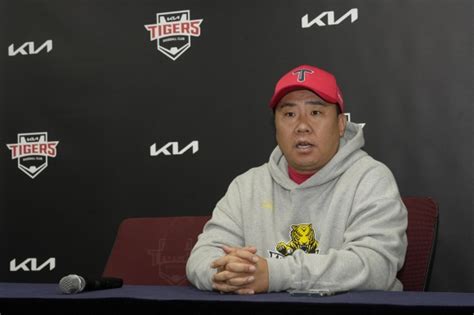 ‘형님보단 친구 이범호 Kia 감독 선수는 즐겁게 스트레스는 제 몫김도영 성적 초월해 훌륭한 인물로”