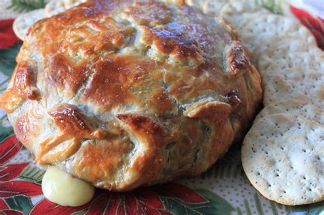 How To Make Brie En Croute Baked Brie In Puff Pastry A Feast For