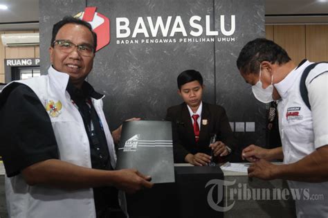 Tim Hukum TPN Ganjar Mahfud Laporkan Forkopimda Batubara Foto TribunNews