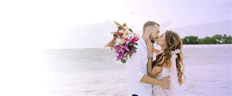 Электронные пригласительные на свадьбу PotЁs Wedding