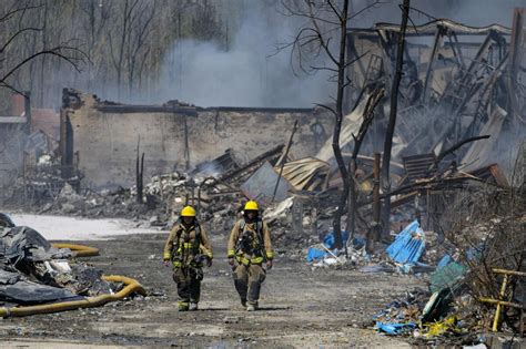 Hundreds Forced From Indiana Homes As Plastics Fire Burns Ap News