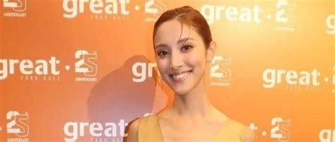 陈凯琳大露背现身 亲证未有 含泪与郑嘉颖离婚”嘉颖行grace朋友