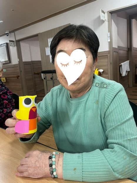 치매프로그램 휴지심을 이용한 부엉이 만들기~