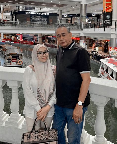Age Gap Relationship