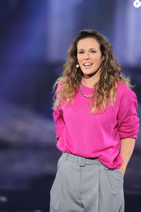 Lorie Pester Lorie Surprises Enregistrement De Lémission La