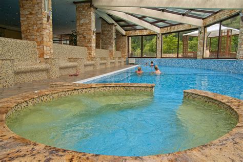 Уикенд пакет във Велинград 2 нощувки в Балнеокомплекс Свети Спас Почивка със