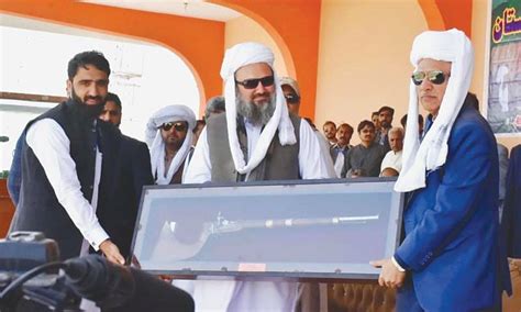 President Alvi Forgets Names Of Balochistan Cm Governor While
