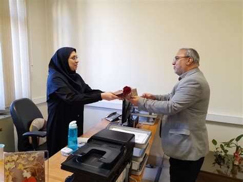 گرامیداشت روز زن و مادر با حضور جناب آقای دکتر عسکری معاون تحقیقات و