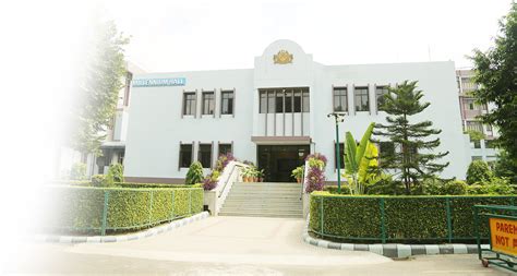 St Xaviers Sr Sec School 4 Raj Niwas Marg Delhi
